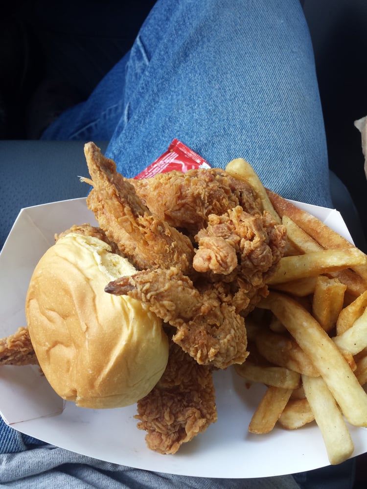 Chicken Plus - 11 Photos & 31 Reviews - Southern - 6210 N Wayside Dr ...