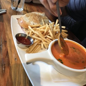 Cafeteria 15L - 2447 Photos & 1784 Reviews - American (Traditional ...