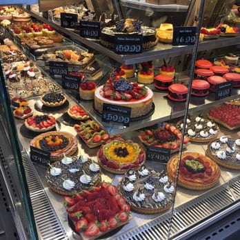 Hy-Vee - 80 Photos & 30 Reviews - Grocery - 16150 Pilot Knob Rd ...