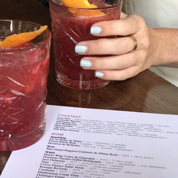 Royal Hen - 148 Photos & 77 Reviews - American (Traditional) - 311 ...