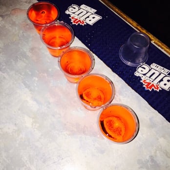 Devlins Deuce - 46 Photos & 37 Reviews - Sports Bars - 2335 Sheridan Dr ...