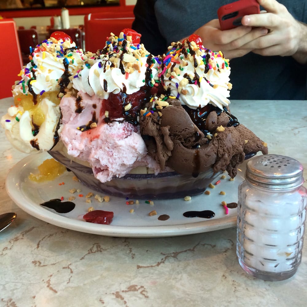 Mel’s Hard Luck Diner - 154 Photos & 208 Reviews - American ...