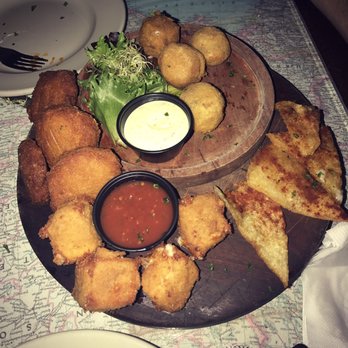 Pirilo - 139 Photos & 123 Reviews - Pizza - Calle McLeary 2000, San ...