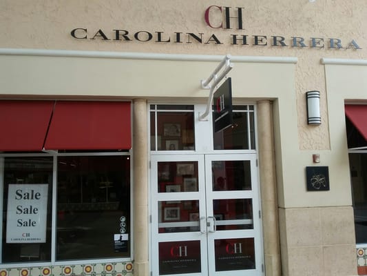 Carolina Herrera - Outlet Stores - 8200 Vineland Ave, International ...