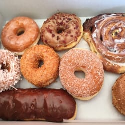 Golden Donuts - 28 Photos & 33 Reviews - Donuts - 36 N Euclid Ave ...