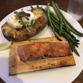 Hickory Tavern - 95 Photos & 97 Reviews - Sports Bars - 141 Pelham Dr ...