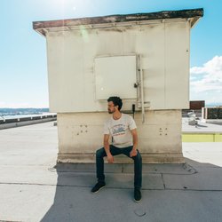 Simply Seattle - 21 Photos & 46 Reviews - Sports Wear - 1600 1st Ave ...