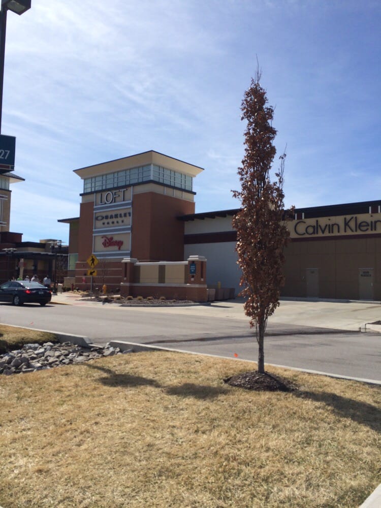 St Louis Premium Outlets | semashow.com