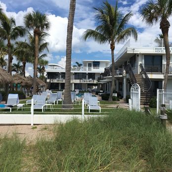 High Noon Beach Resort - 40 Photos & 12 Reviews - Hotels - 4424 El Mar ...