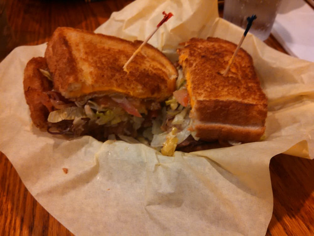 Tom’s - 44 Photos & 112 Reviews - Burgers - 115 E College Ave, Lompoc ...