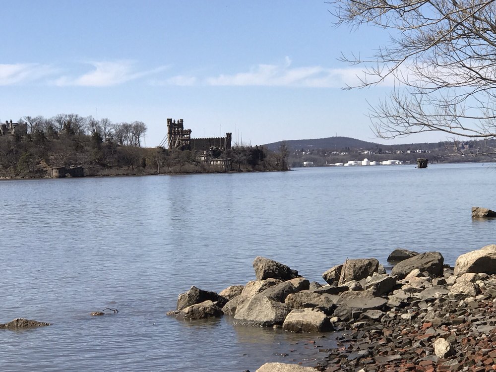 Breakneck Ridge - 209 Photos & 36 Reviews - Hiking - 3258 Bear Mountain ...