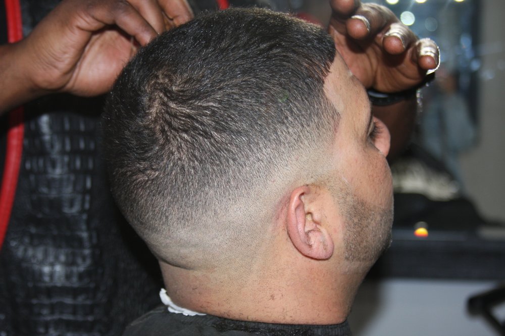 Kuts And Queens - 202 Photos & 24 Reviews - Hair Salons - 12566 Central ...