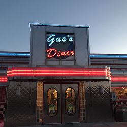 Gus’s Diner - 49 Photos & 83 Reviews - Diners - 630 N Westmount Dr, Sun ...
