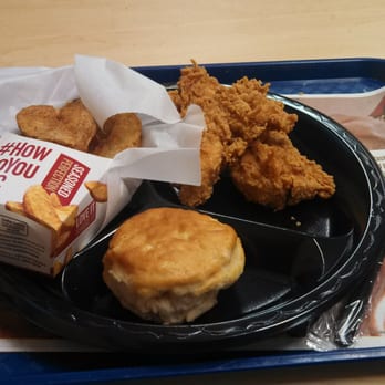 KFC - 62 Photos & 67 Reviews - Fast Food - 242 E 14th St, East Village ...