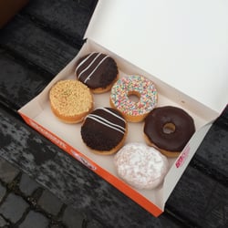 Dunkin’ Donuts - 66 Photos & 25 Reviews - Donuts - Orleansplatz 10 ...