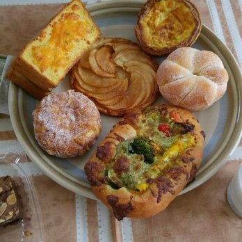 Fuji Bakery - 133 Photos & 63 Reviews - Bakeries - 1030 Elliott Ave W ...