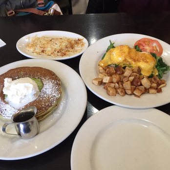 Bea Bea’s - 2438 Photos & 2226 Reviews - Breakfast & Brunch - 353 N ...