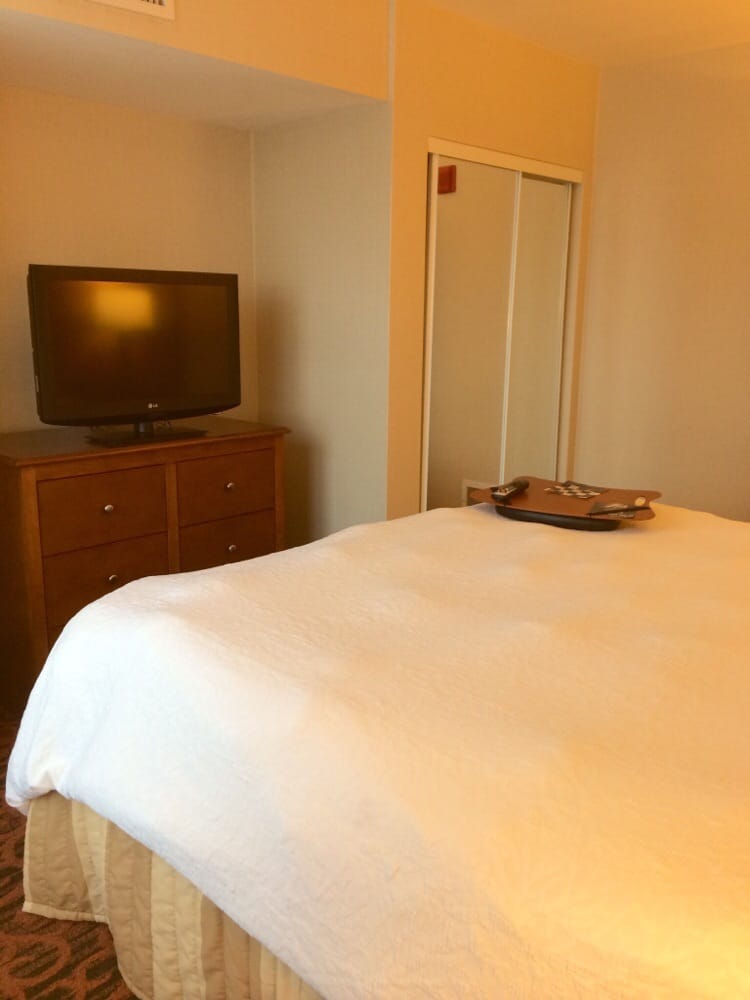 Hampton Inn & Suites Orem - 19 Photos & 29 Reviews - Hotels - 851 W ...