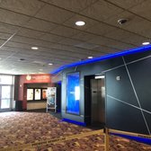AMC Burbank 16 - 408 Photos & 930 Reviews - Cinema - 125 E Palm Ave ...