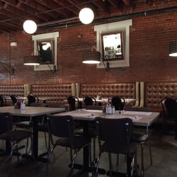 Dilly Diner - 263 Photos & 184 Reviews - Breakfast & Brunch - 402 E 2nd ...