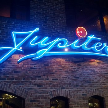 Jupiter - 1201 Photos & 2735 Reviews - Pizza - 2181 Shattuck Ave ...