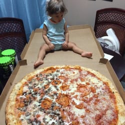 Lazy Moon - 366 Photos & 362 Reviews - Pizza - 11551 University Blvd ...