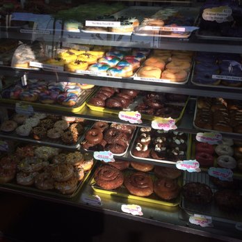DK’s Donuts & Bakery - Order Food Online - 3216 Photos & 1732 Reviews ...