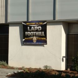 LAPD Foothill Community Police Station - 27 Reviews - Police ...