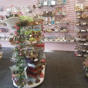Widman’s Candy Shop - 10 Photos & 22 Reviews - Candy Stores - 106 S 3rd ...