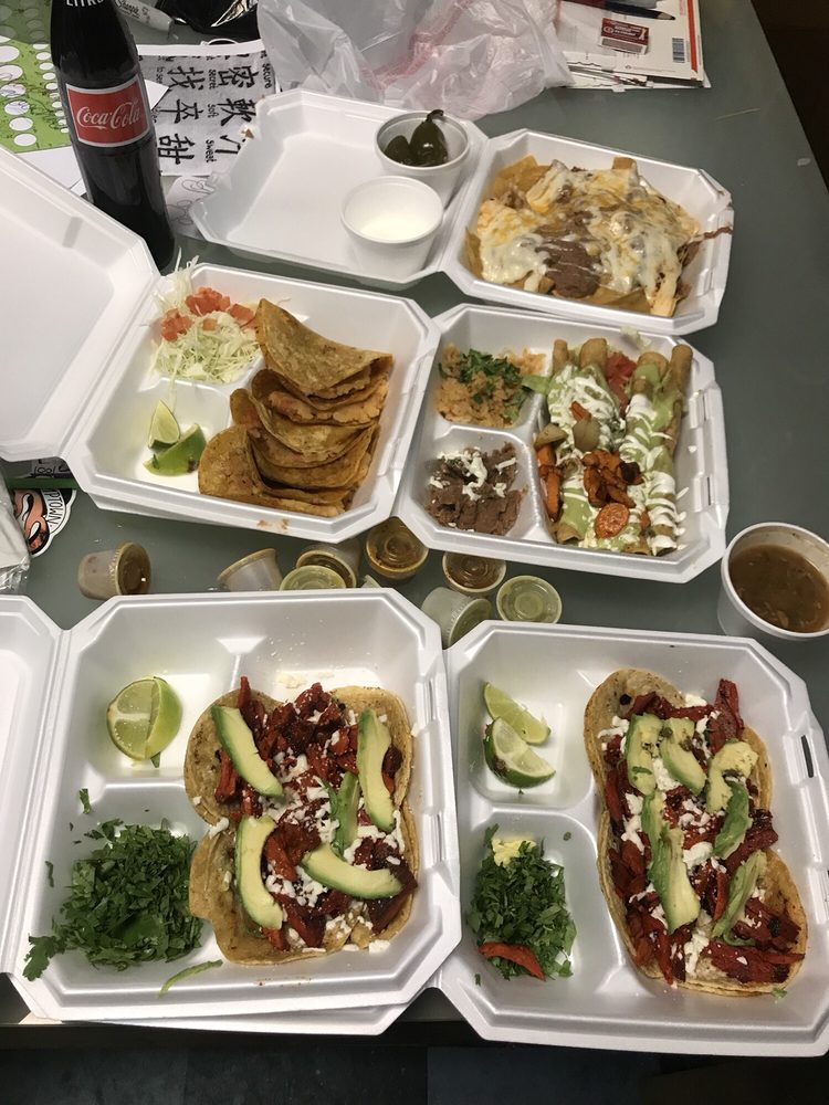 Tacos Chagos - 55 Photos & 11 Reviews - Hot Dogs - 11827 Perrin Beitel ...