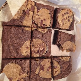 domino's marbled cookie brownie review