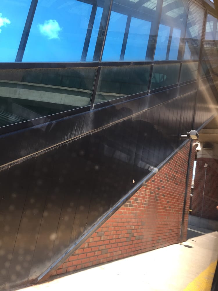 Albany-Rensselaer Amtrak Station - 12 Photos & 38 Reviews - Public ...