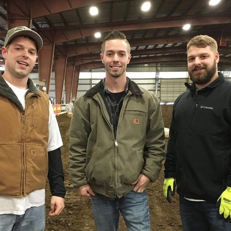 McClinton Auto Collison - Body Shops - 3960 E Commercial Way SE, Albany ...